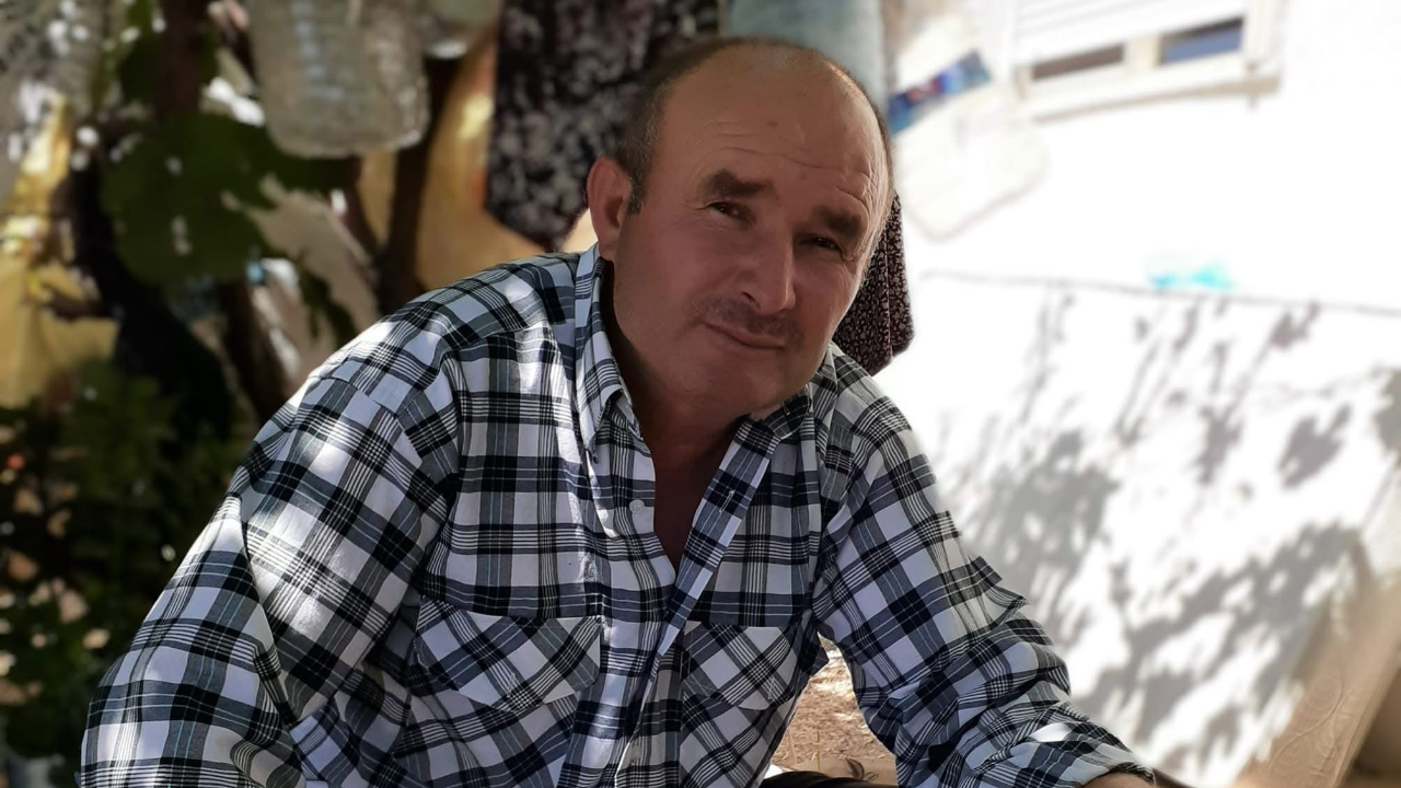 Köy yolunda traktör devrildi. Sürücü hayatını kaybetti - Karaman'da Uyanış